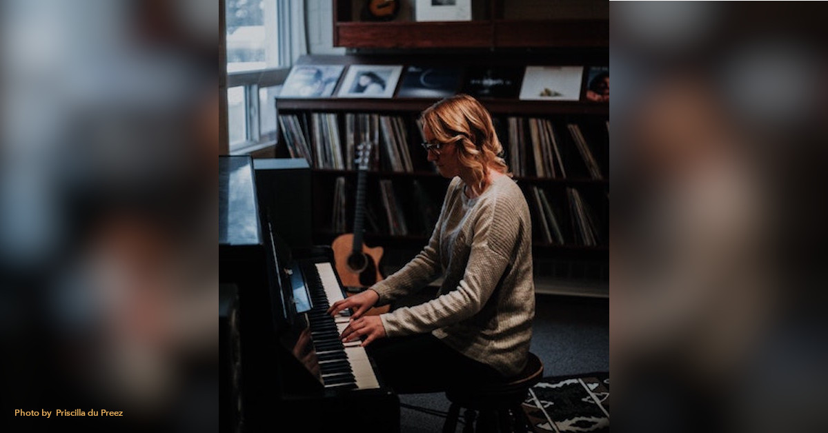 SECRETS OF HIT SONGWRITING – Songwriting Tips and Inspiration